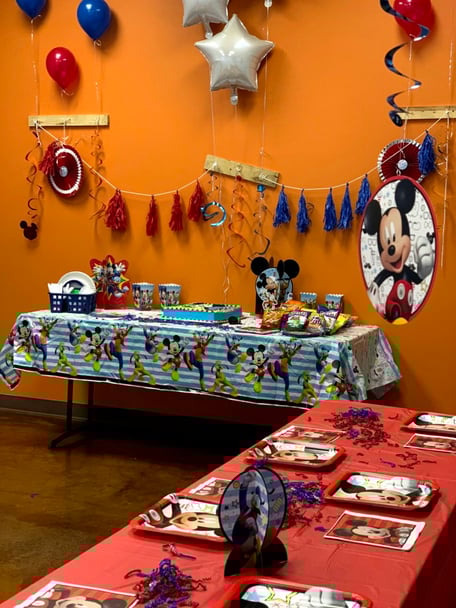 A Treehouse birthday party offers parents amazing kids birthday party fun!