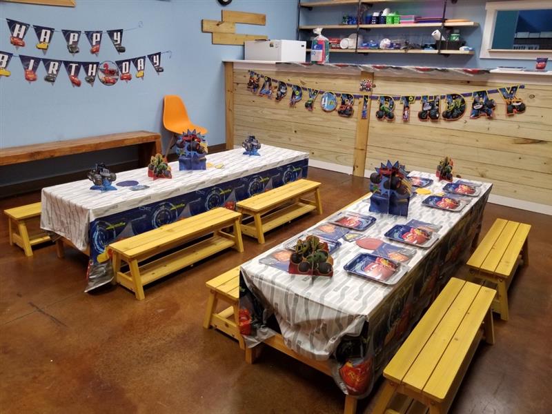 A Treehouse birthday party offers parents amazing kids birthday party fun!